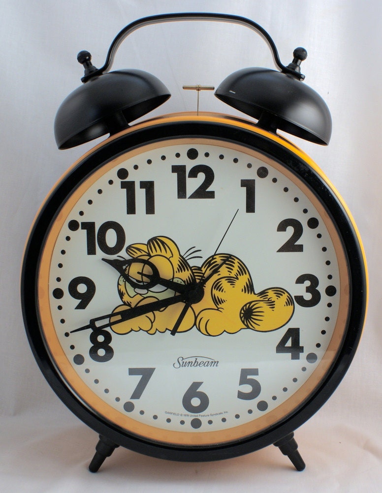 1978 GIANT Garfield Alarm Clock 17 TALL by dreamingofvintage 1978 GIANT Garfield Alarm Clock 17 TALL by dreamingofvintage