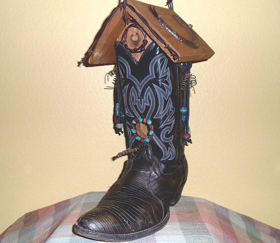 Cowboy Boot Birdhouse Repurposed Upcycled By SouthWestCasaDecor