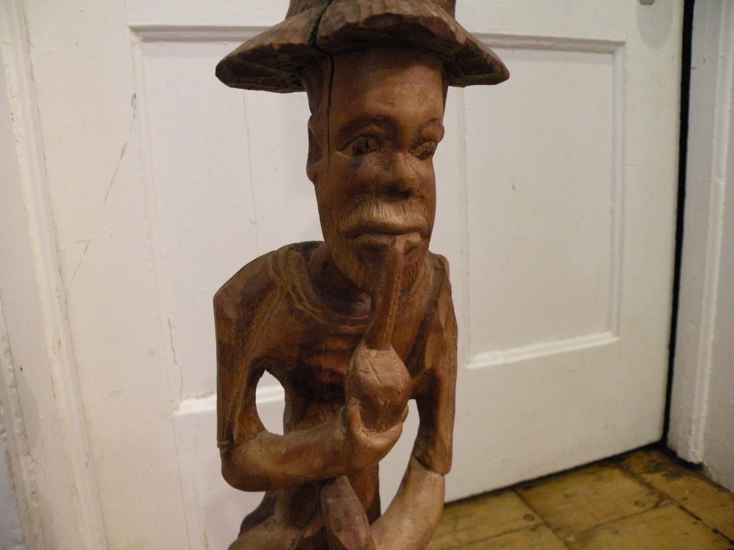 Carved Wood Statue Man Smoking Pipe NICE FOLK by PureHeartland Carved Wood Statue Man Smoking Pipe NICE FOLK by PureHeartland