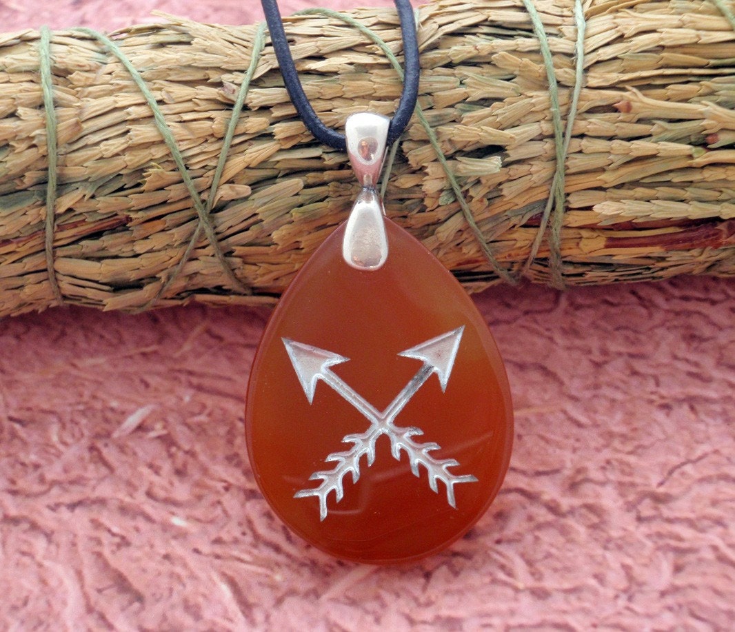 Crossed Arrows Native American Symbol Of Friendship Crossed Arrows Native American Symbol Of Friendship