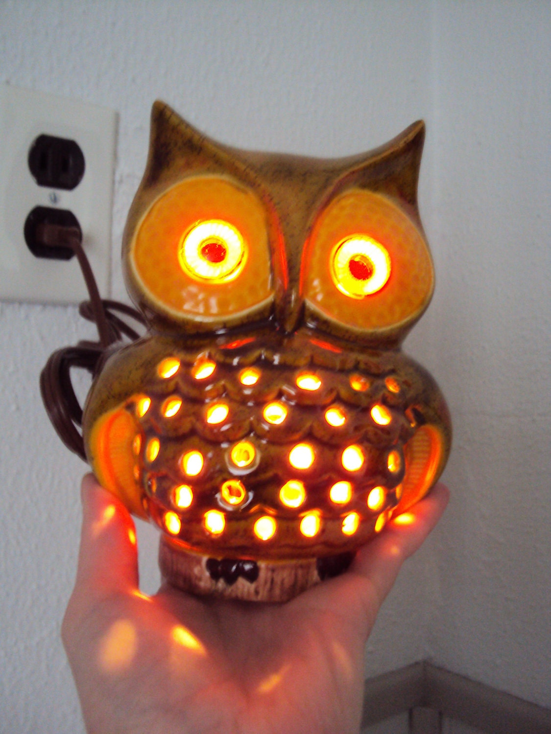 Vintage 70s Ceramic Owl Night Light Lamp