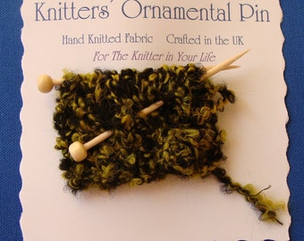 Knitting brooch | Etsy