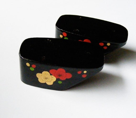 Vintage Japanese doll okobo maiko geta sandals in black with