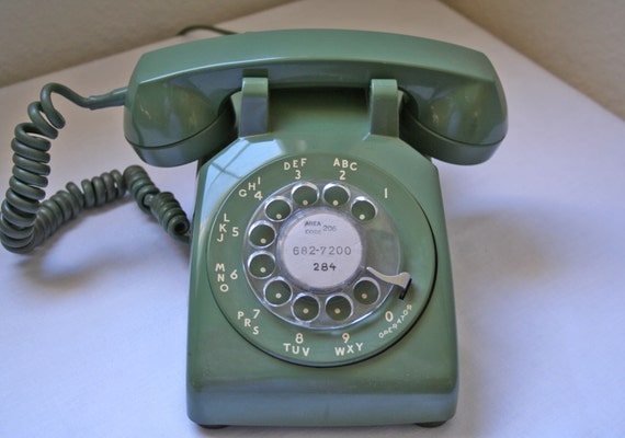 vintage rotary phone Western Electric in avocado green