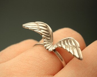 Wing ring | Etsy