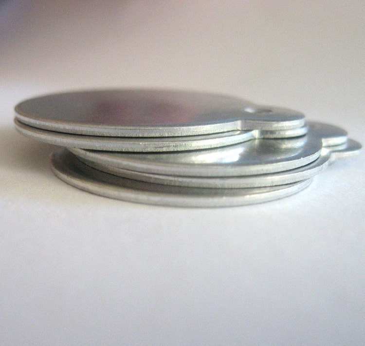 Blank aluminum tags for stamping ......round with by extrastuff