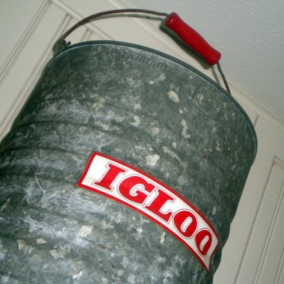 Vintage Galvanized Igloo Water Cooler 3 Gallon