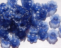 Popular items for sapphire blue flower on Etsy