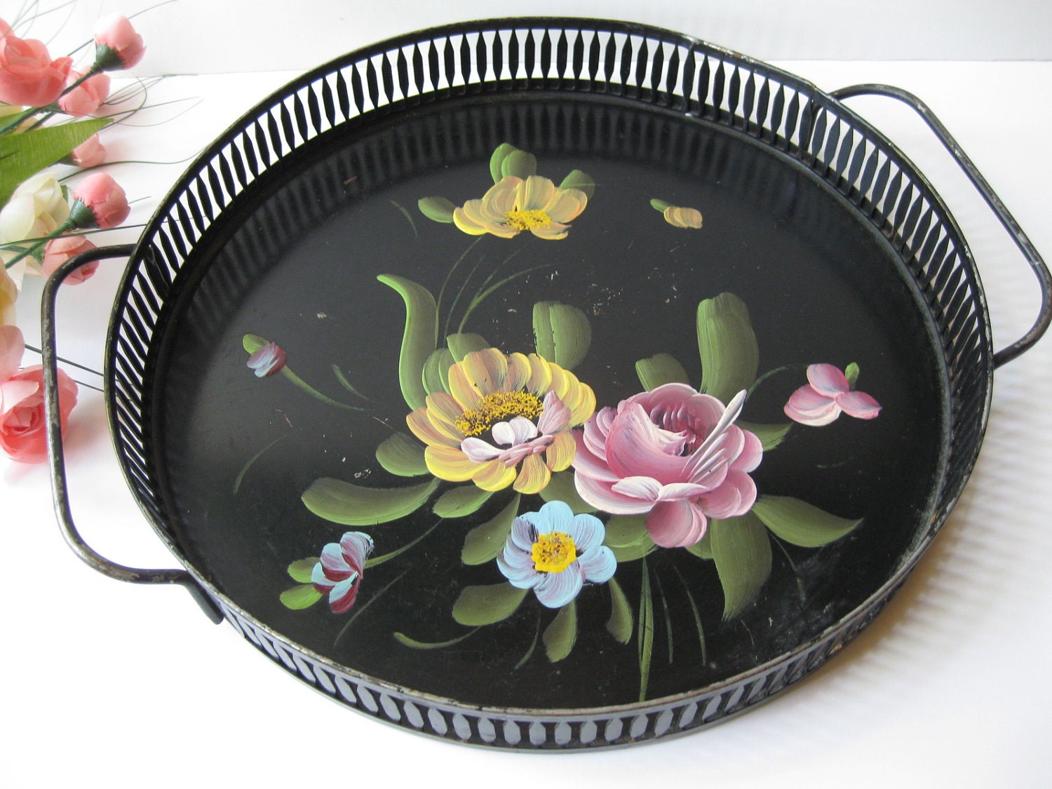 Beautiful Handpainted Black Floral Tole Tray – Haute Juice