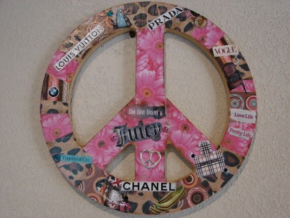 Funky Peace Sign Decor by vintagemoondesigns36 on Etsy
