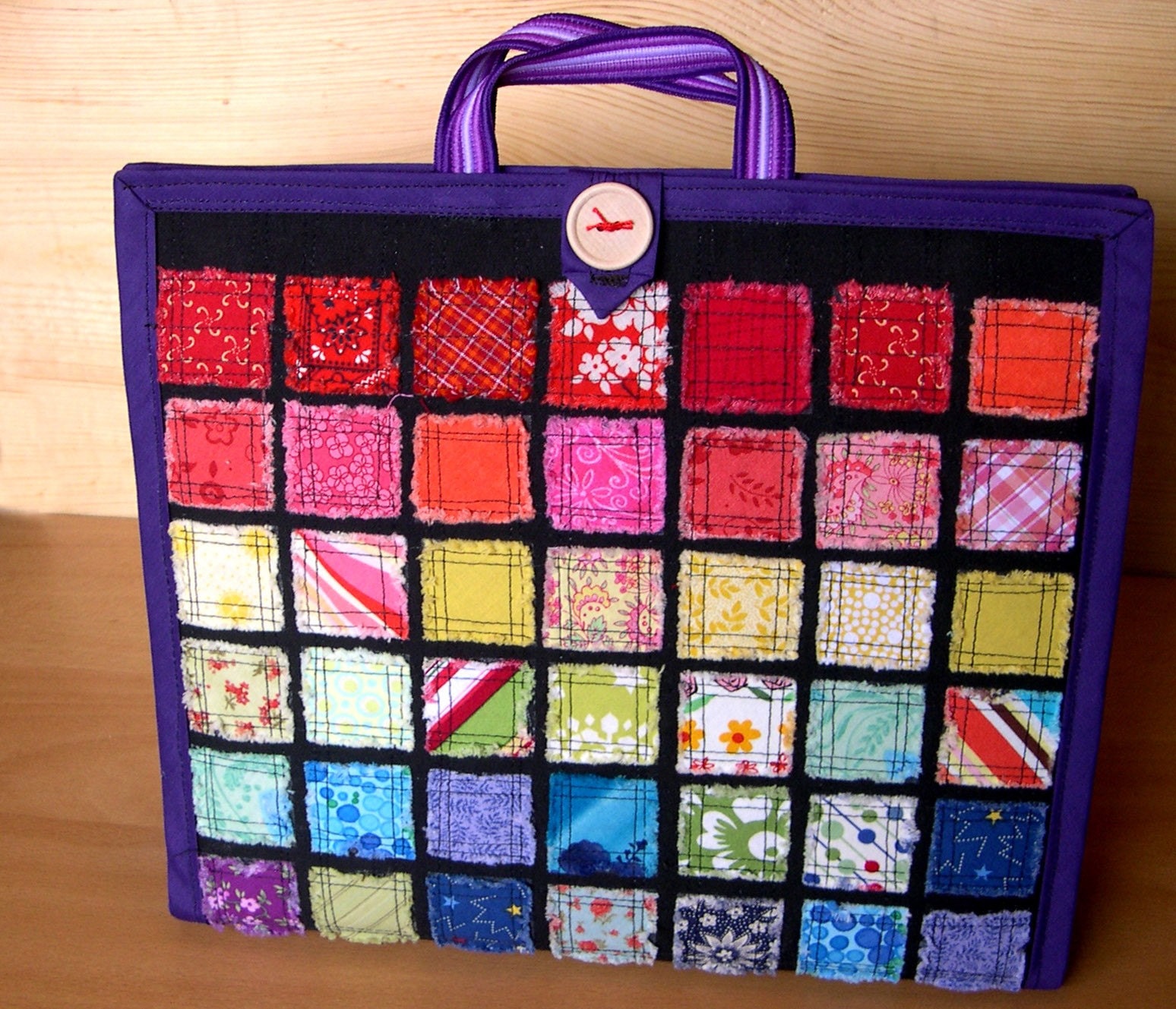 The Quilting Bee portable flannel board with parquetry quilt