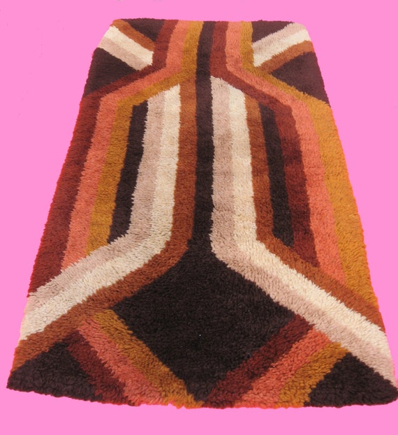 Vintage Shag Rug MOD Op Art Hippie 1970s Handmade Area Carpet