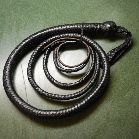 6 foot 6 inch Snake Whip Black
