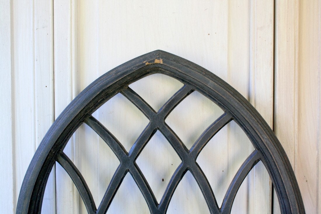 Vintage Gothic Arch Wooden Frame