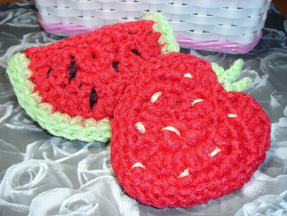 Fruit Shaped Dish Scrubbies Set of 2 MAKES A GREAT GIFT