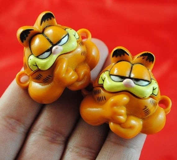 Vintage 1980s Garfield Shoelace Clips Bow Biters by Keeg on Etsy