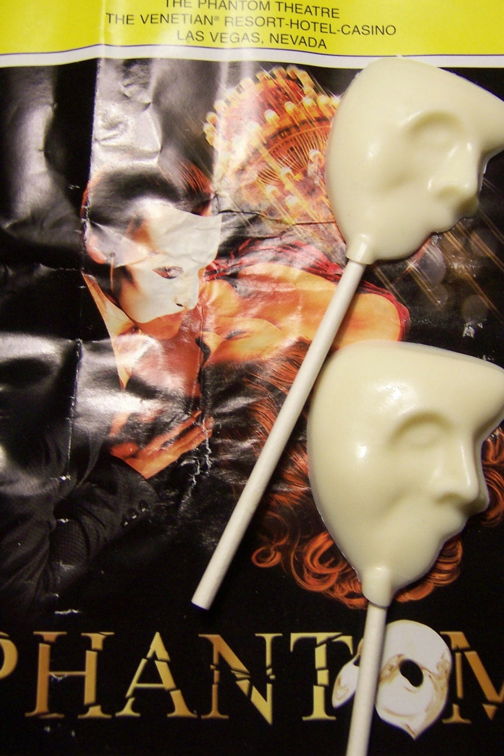 Phantom of the Opera Chocolate Mask Lollipop by chocolategirlie