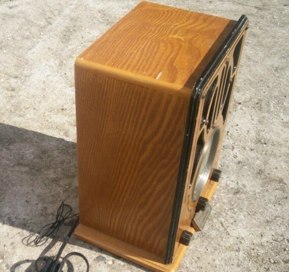 Thomas Museum Radio Cassette Player vintage