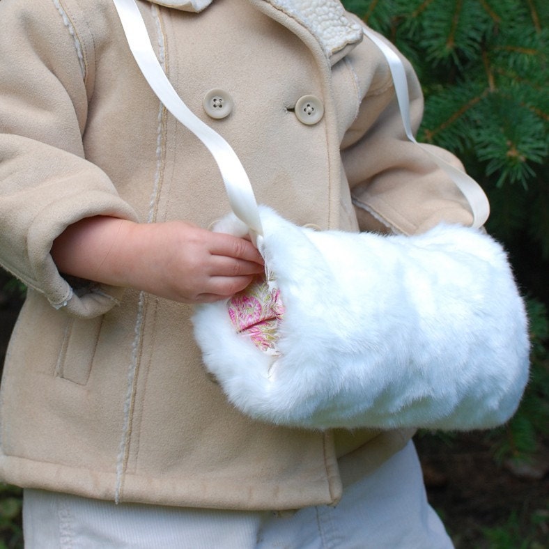Little Girl's Hand Muff / Hand Warmer Premium quality