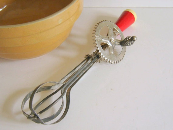 Red Vintage Rotary Hand Beater Egg Beater
