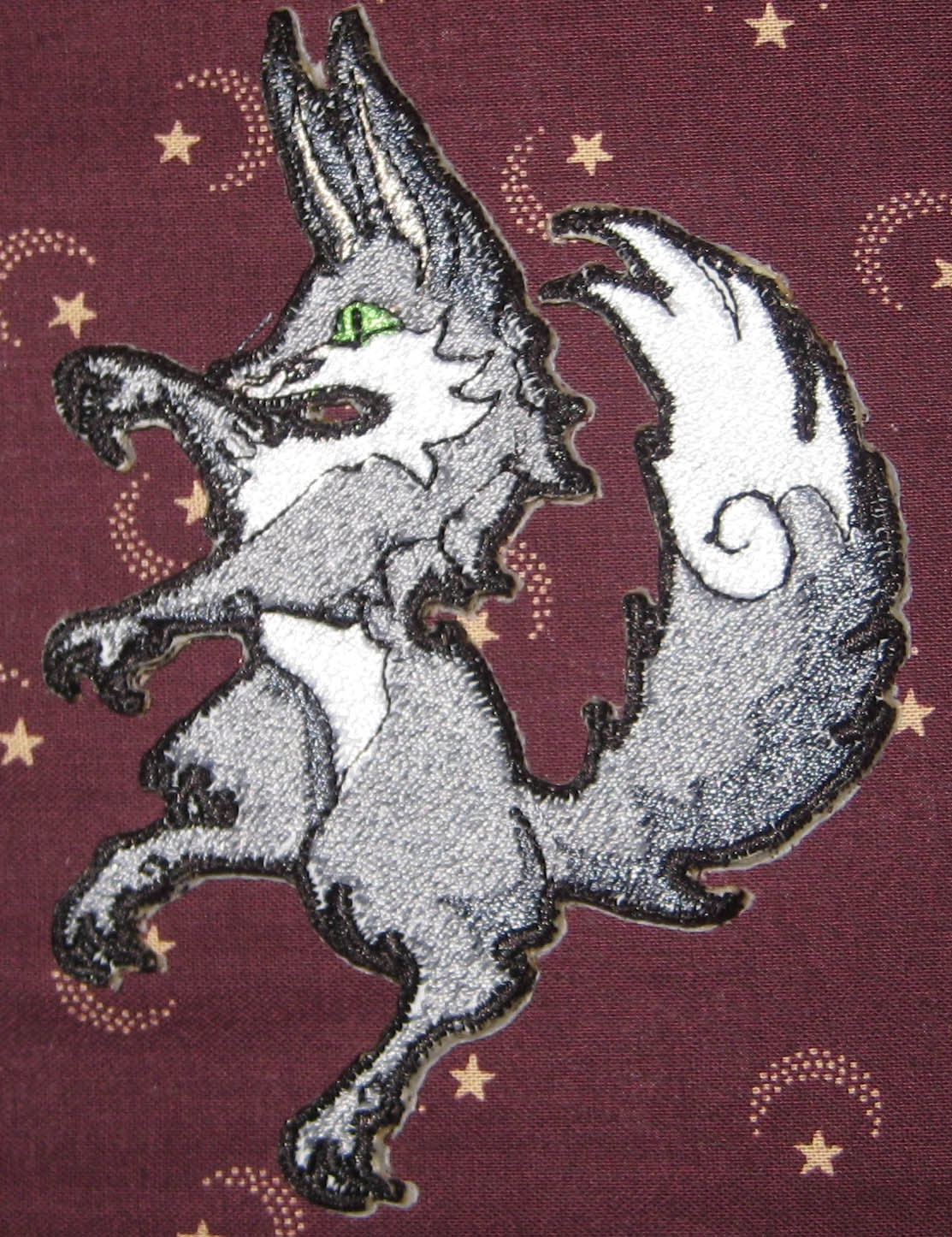 Epic Medieval Renascence Silver Fox Crest Heraldic Heraldry