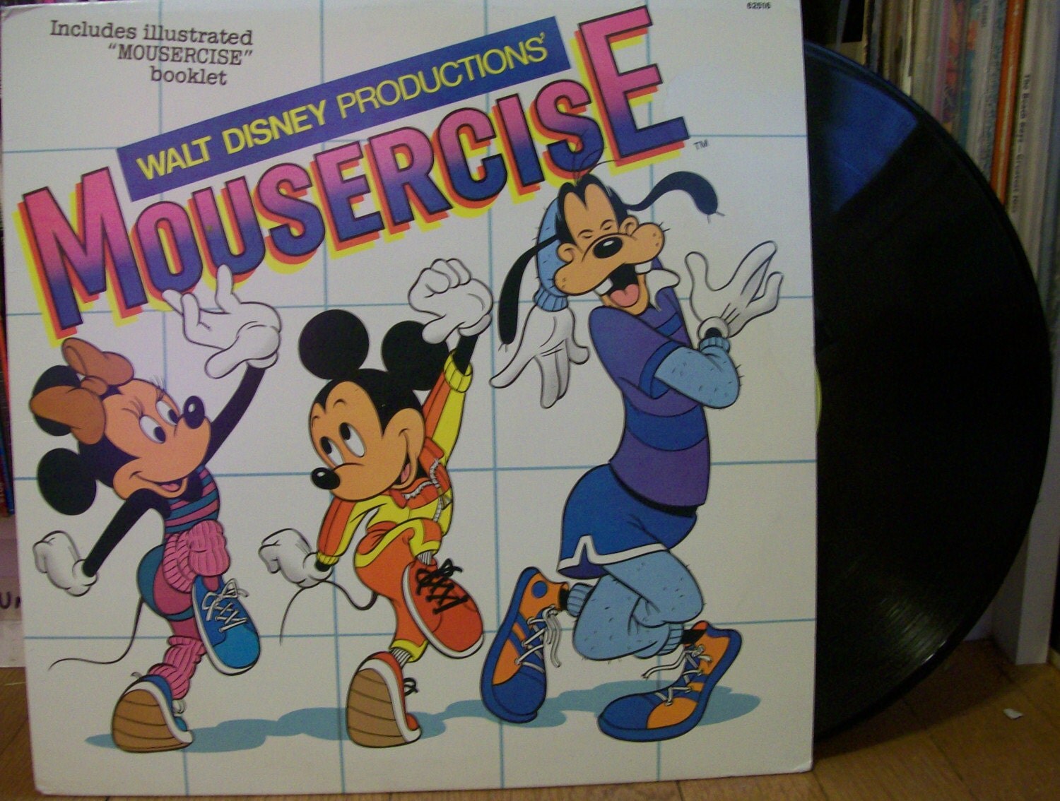 MICKEY MOUSE MOUSERCISE VINYL RECORD DISNEY WITH BOOKLET