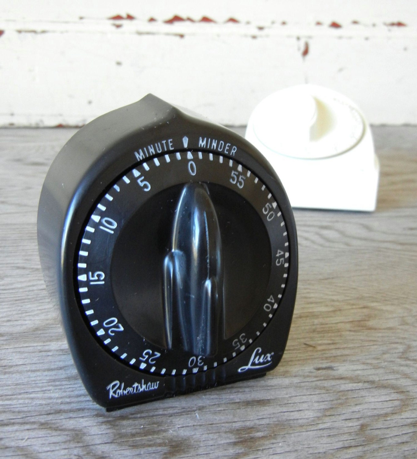 Pair of Vintage Kitchen Timers Robertshaw Lux Minute Minder