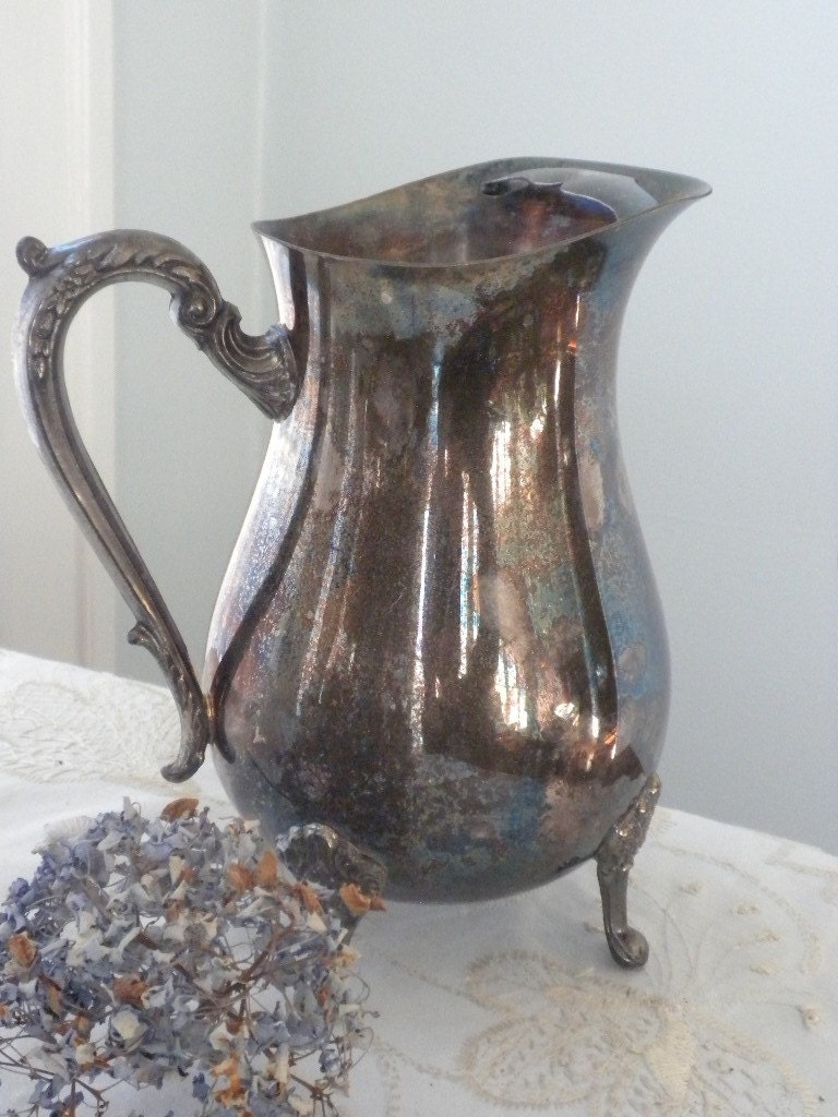 Vintage Water Pitcher – Haute Juice