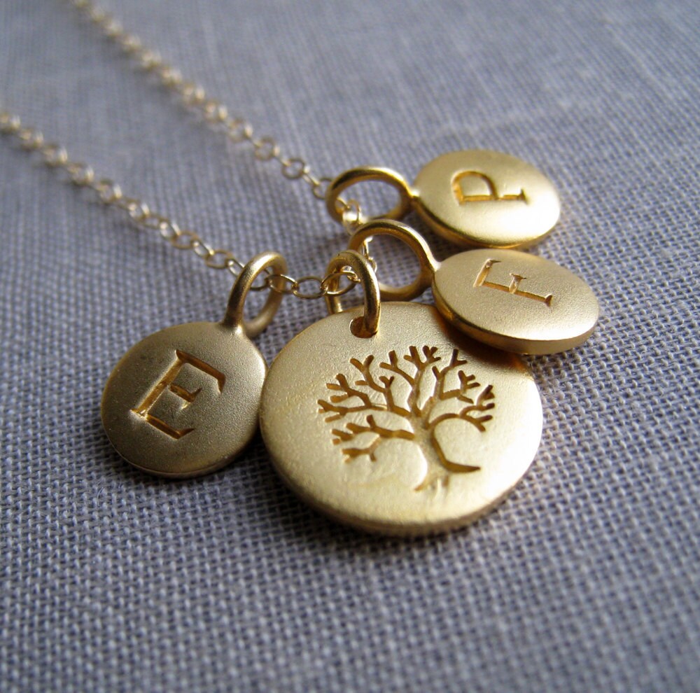 Personalized Family Tree Necklace Gold Initial Necklace Tree personalized-family-tree-necklace-gold-initial-necklace-tree