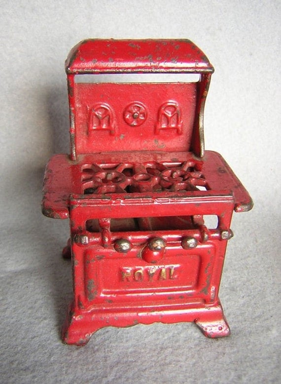 Antique Miniature Cast Iron Toy Stove for Doll House
