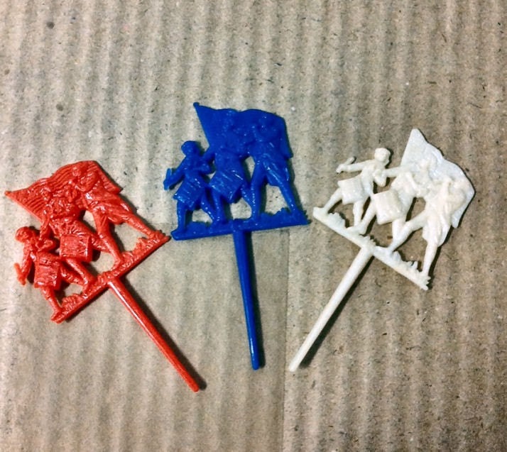 1976 Set of EIGHTEEN Spirit of 76 Cup Cake Toppers Red White and Blue ...