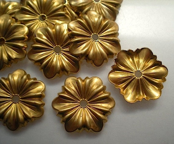 12 brass mirror rosettes No. 3