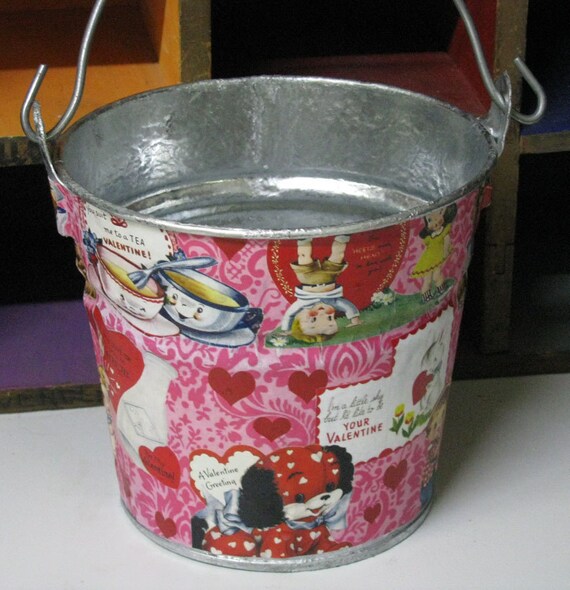 Items similar to Decoupage Metal Storage Bucket, Retro Valentine's ...