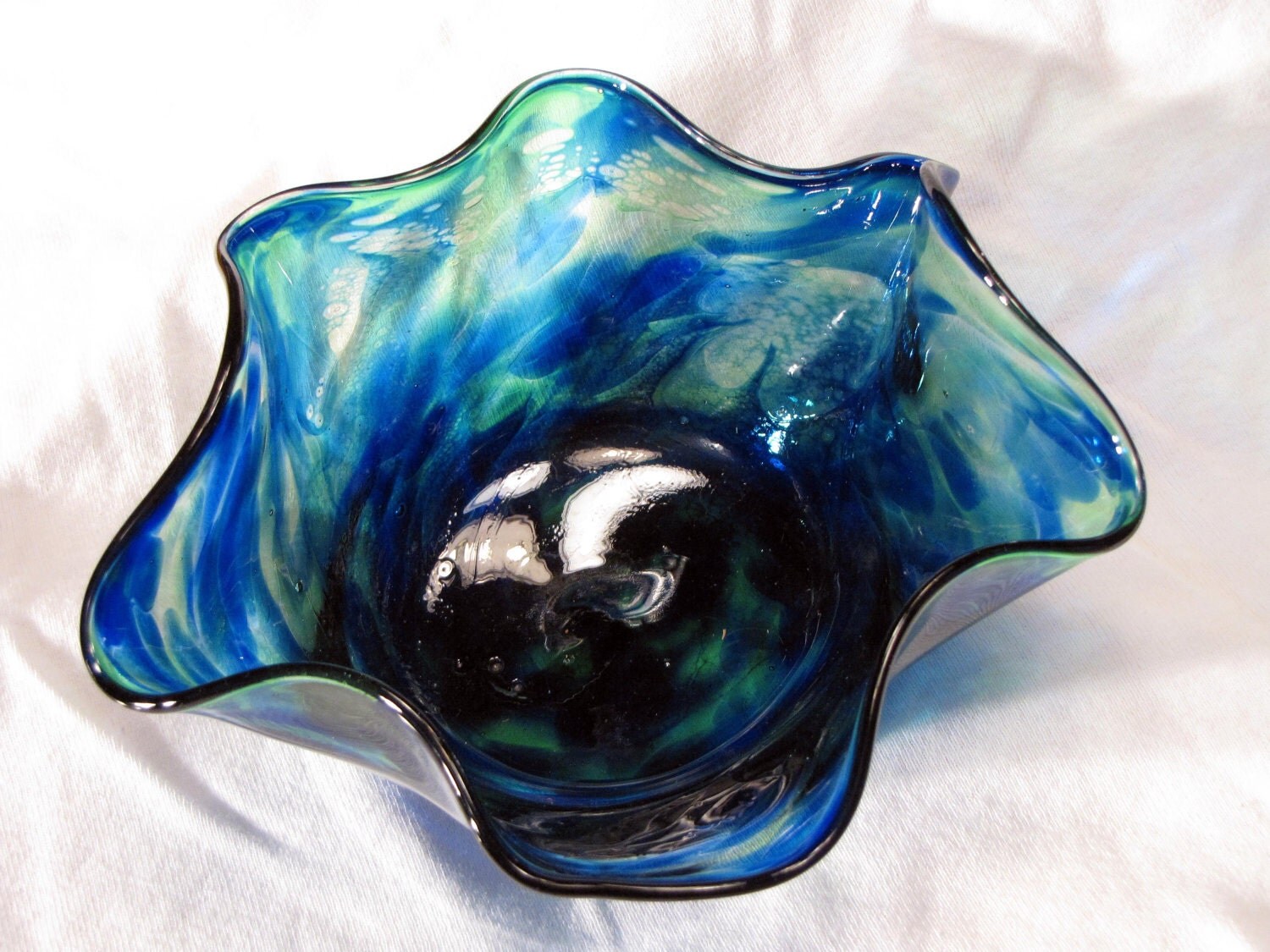 Hand Blown Glass Deep Blue And Green Ruffle Bowl By Nbglass