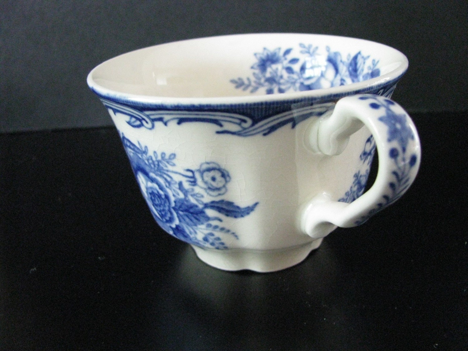 Chatham Kasuga Ware Maruta Japan blue tea cup
