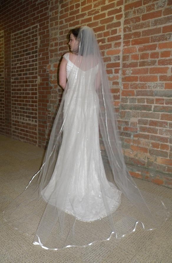 Wedding veil 90 inch Chapel Length veil with satin ribbon
