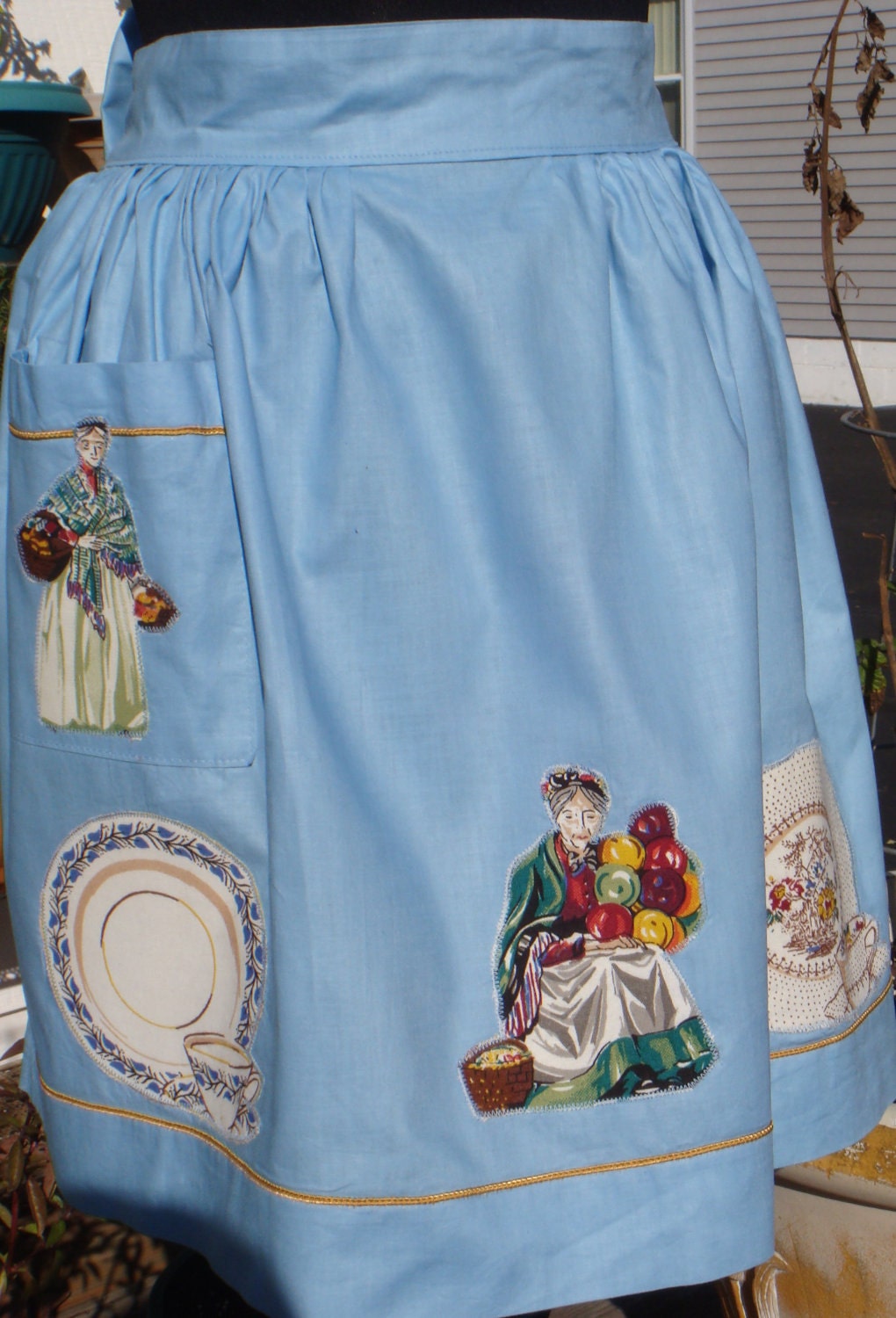 Vintage Applique Blue Plate Special Half Apron – Haute Juice
