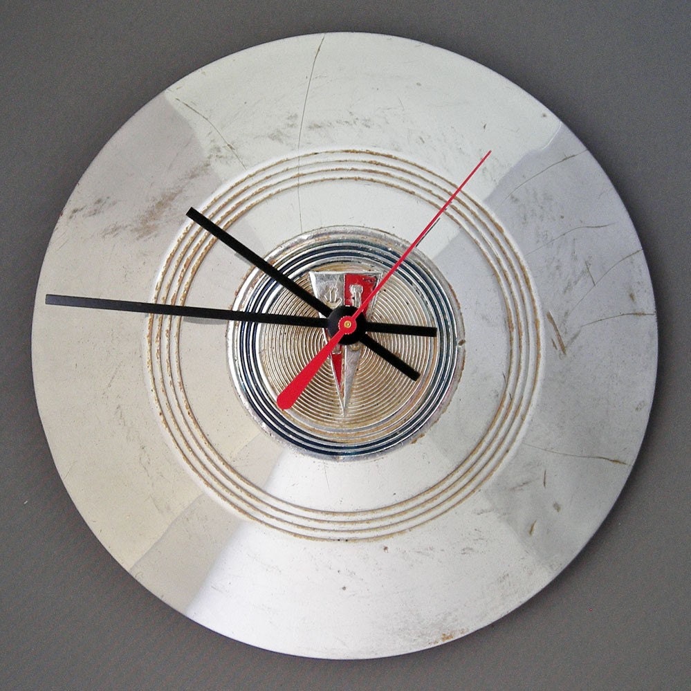 1941 1949 Hudson Hubcap Clock Classic Car Wall Clock