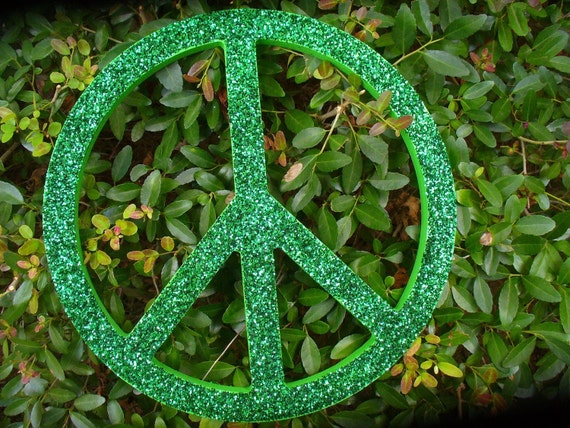 Wooden Glitter Peace Sign-Emerald by bubblesandcompany on Etsy