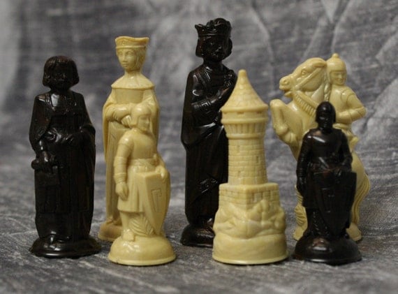 1970's Renaissance Reproduction Chess Set
