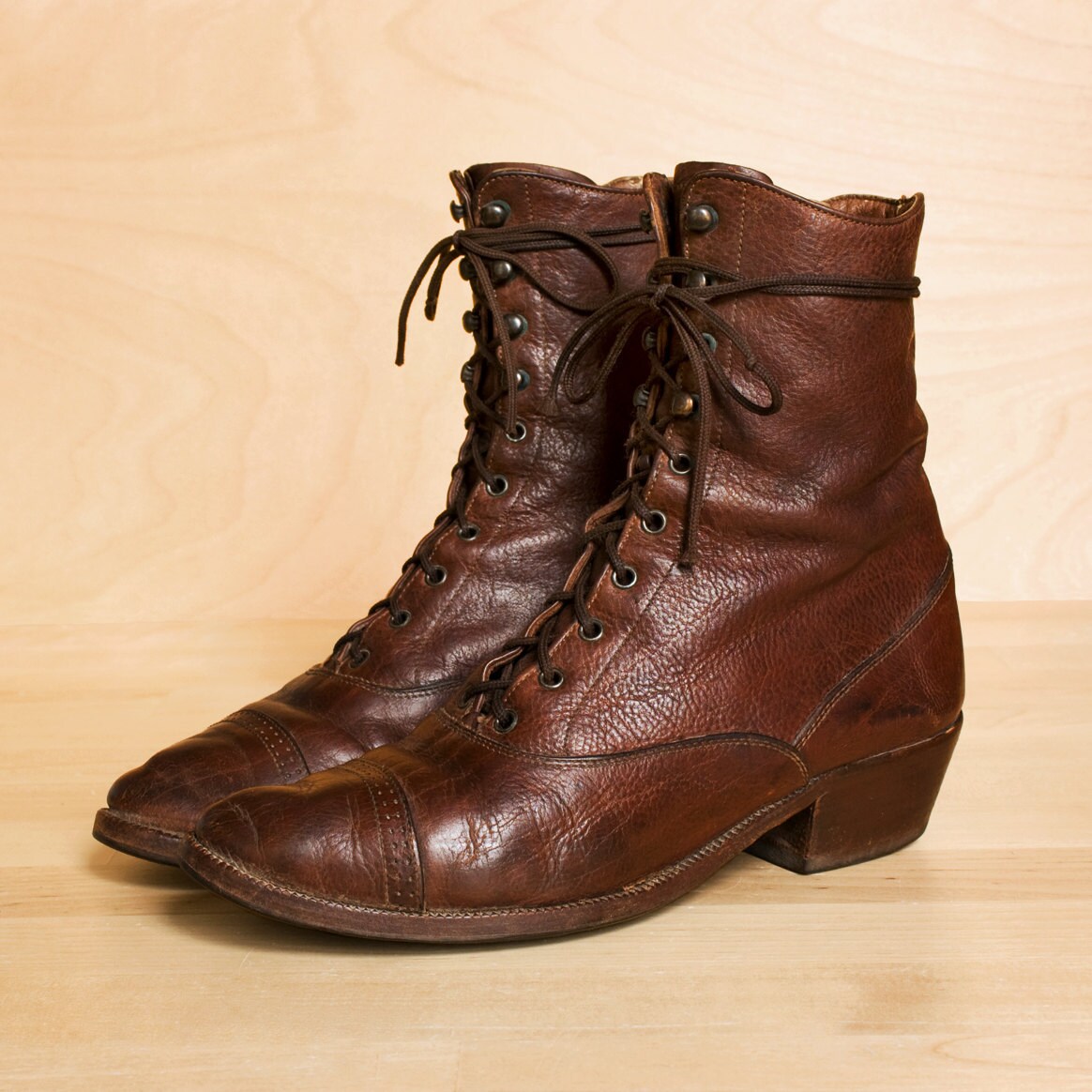 Lace up boots 6.5. Vintage 1982 Banana Republic by kenaione
