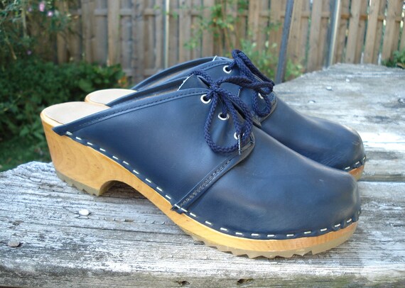 Vintage Eskil's Ugglebo Swedish Navy Blue Clogs Size 10