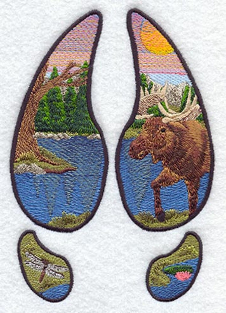 MOOSE TRACK Machine Embroidered Quilt Blocks by AzEmbroideryBarn