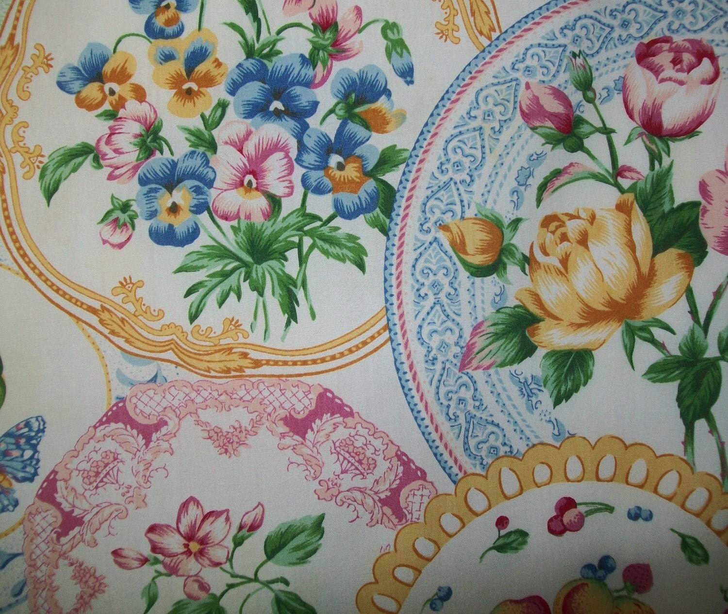 3 Vintage floral china pattern cloth napkins