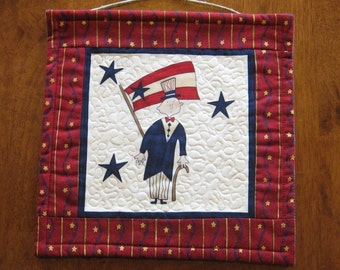 Small American Flag Mug Rug or Wall Hanging by QuiltingGranny