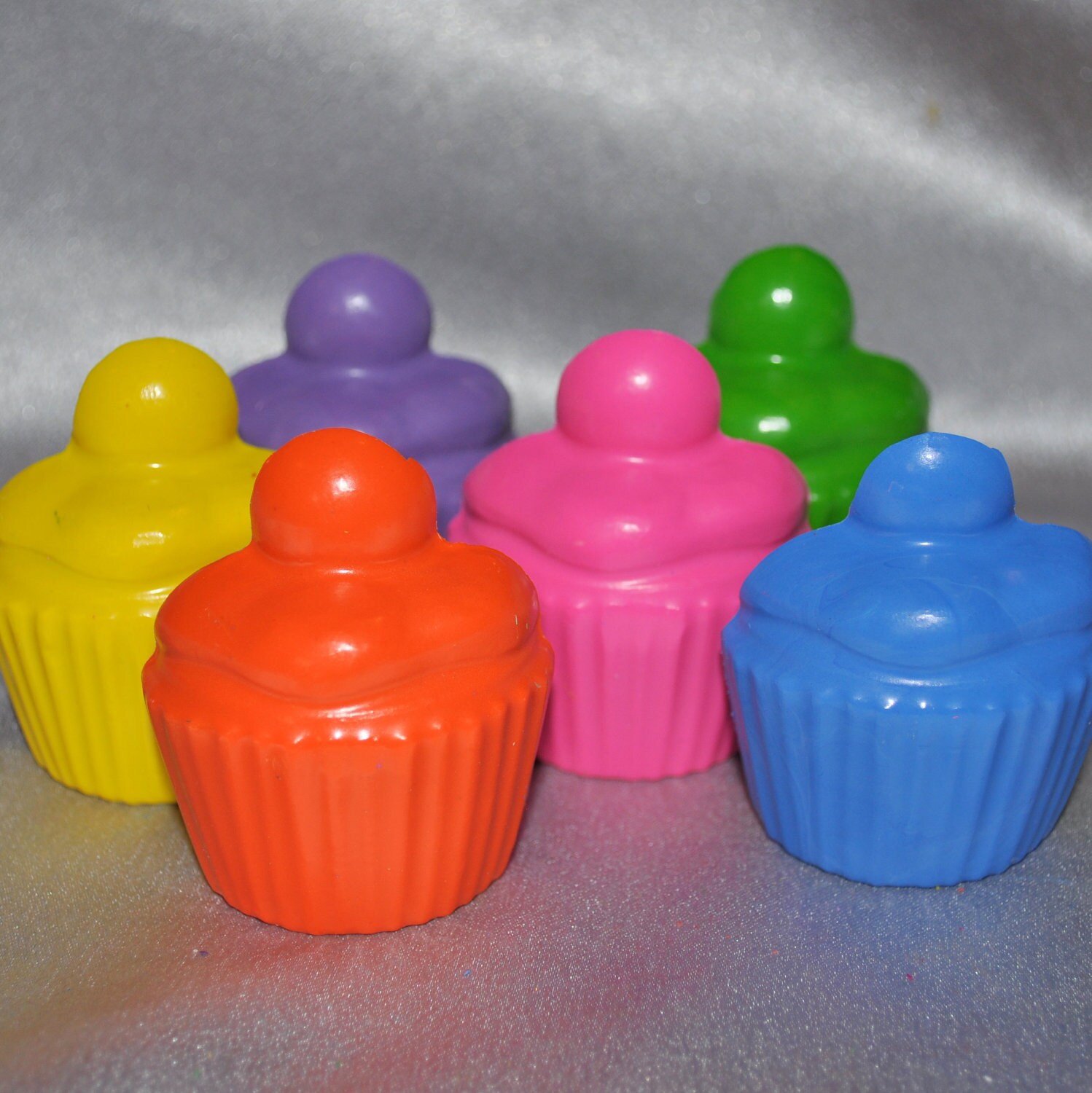 Recycled Crayons Cupcake with a flat back Total of 6. Boy or