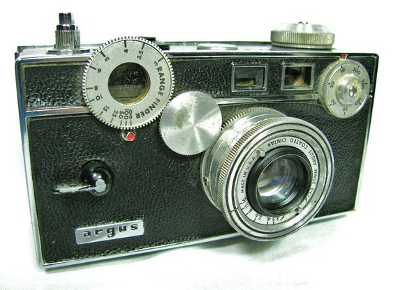 Vintage ARGUS C3 Bakelite Camera 1952 Model with Leather