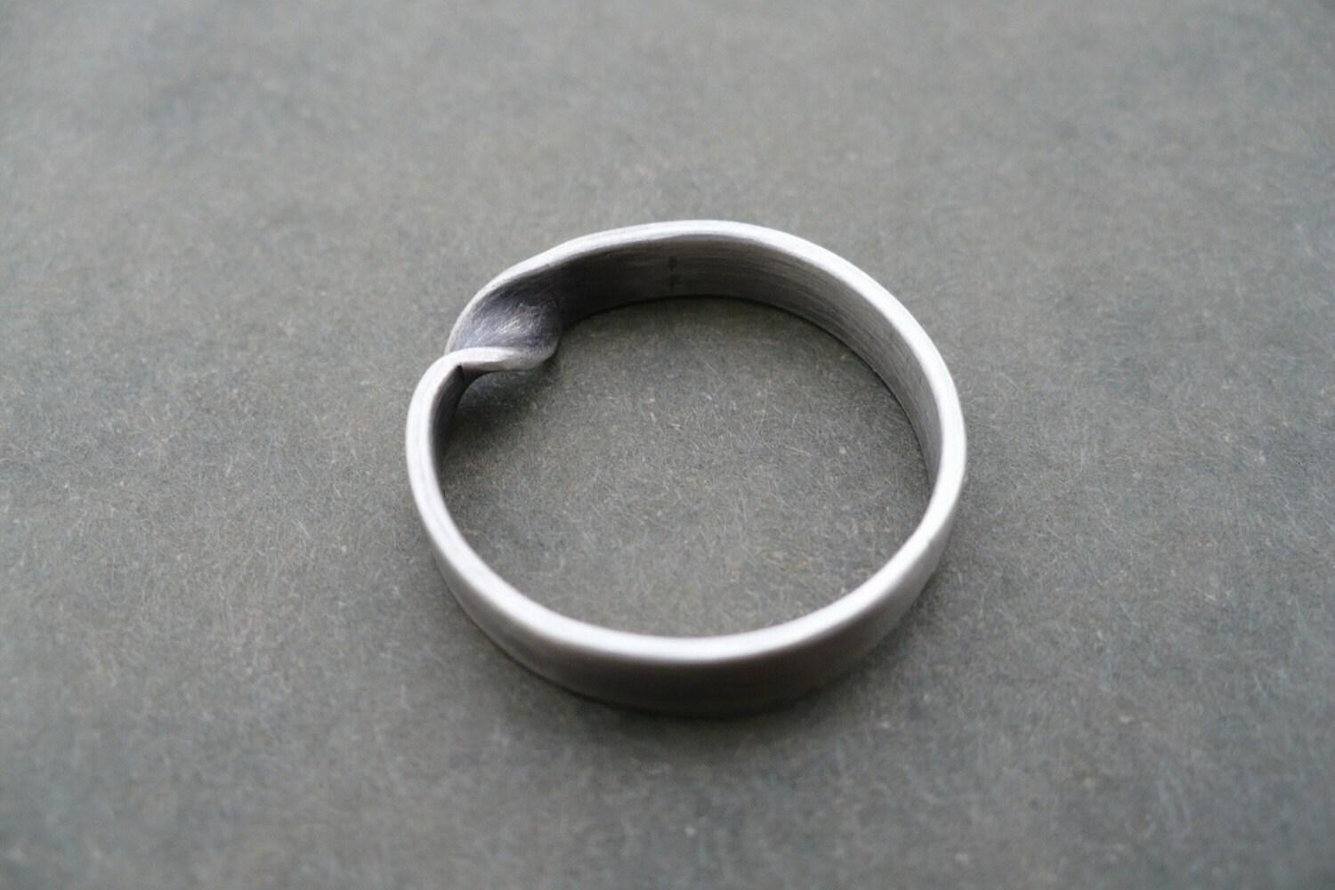 Mobius Ring