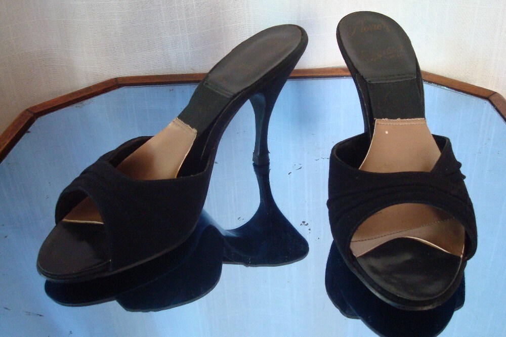Vintage 1950s Man Trap Peep Toe SPRINGOLATOR Shoes never worn