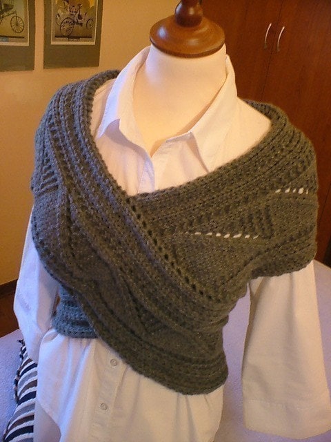 Criss Cross Sweater Vest Cowl Neckwarmer PDF Pattern ORIGINAL